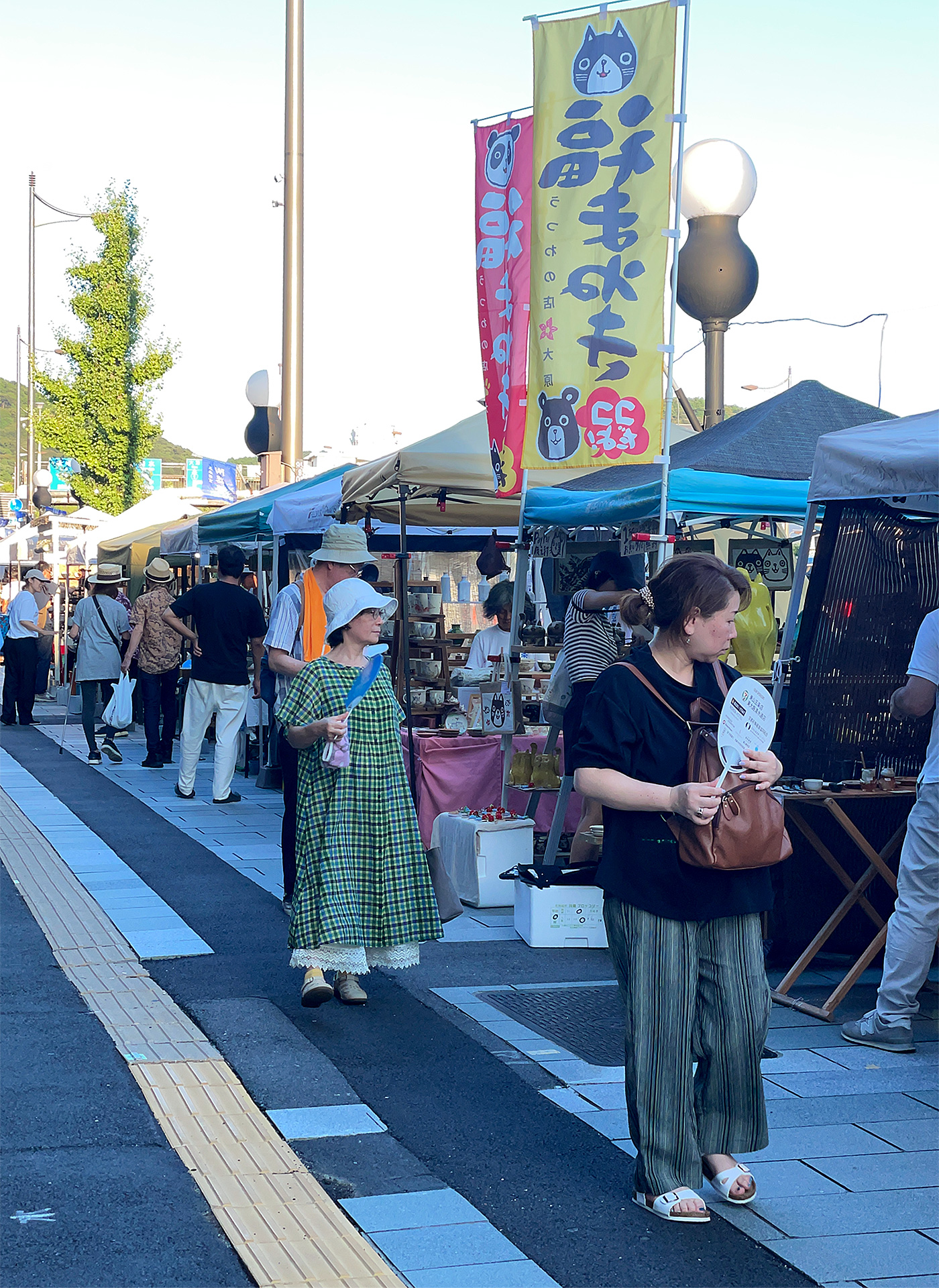 Kyoto’s summer traditions: pottery festivals and antiquarian book fairs ...